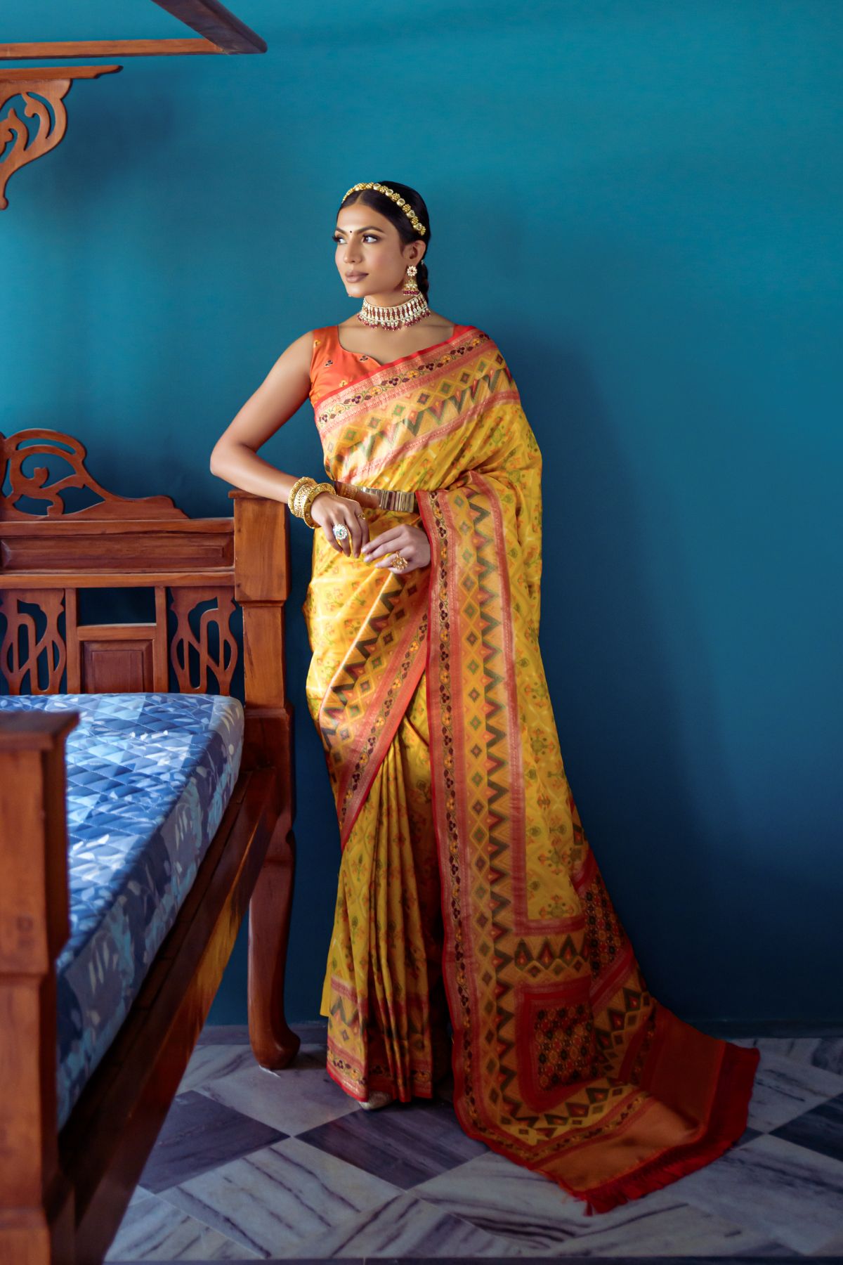 Buy Ronchi Yellow Banarasi Patola Silk Saree Online - MySilkLove