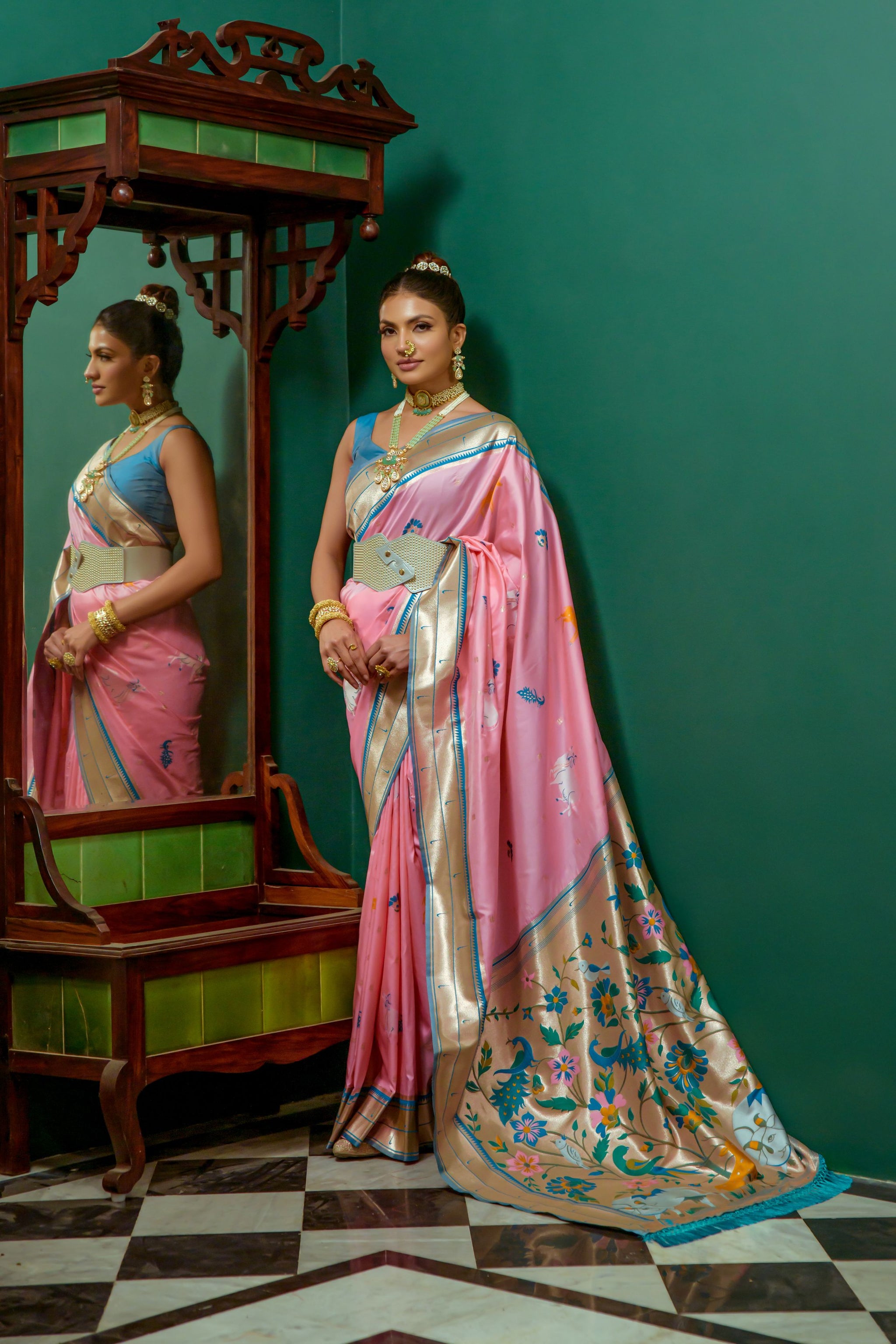 Buy Puce Pink Woven Paithani Silk Saree Online - MySilkLove