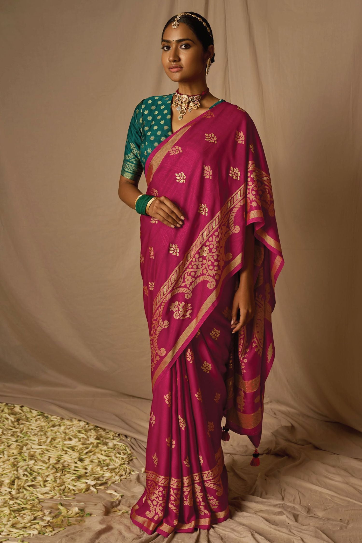 Buy Claret Maroon Woven Banarasi Silk Saree Online - MySilkLove
