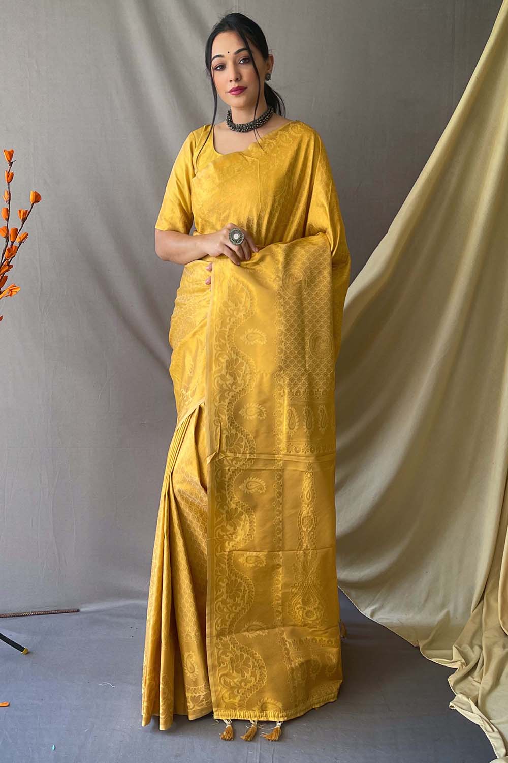 Buy Ronchi Yellow Woven Art Silk Saree Online - MySilkLove